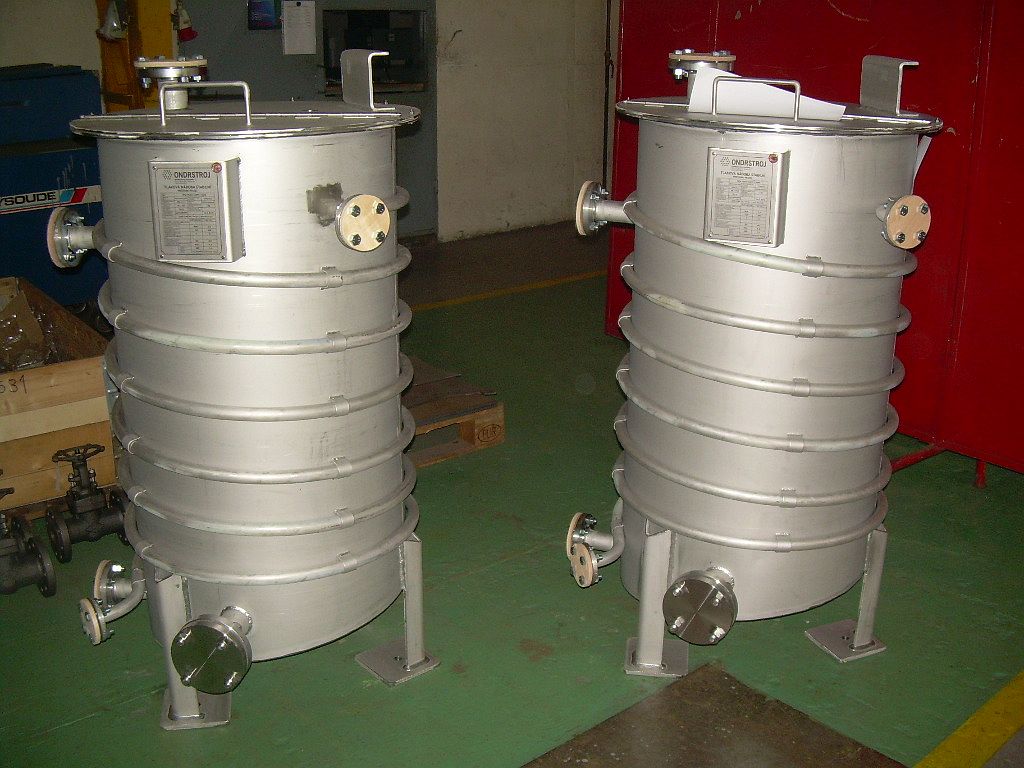 Spin finish tanks | Tanky | Velká Británie | HASSMANN Group s.r.o.